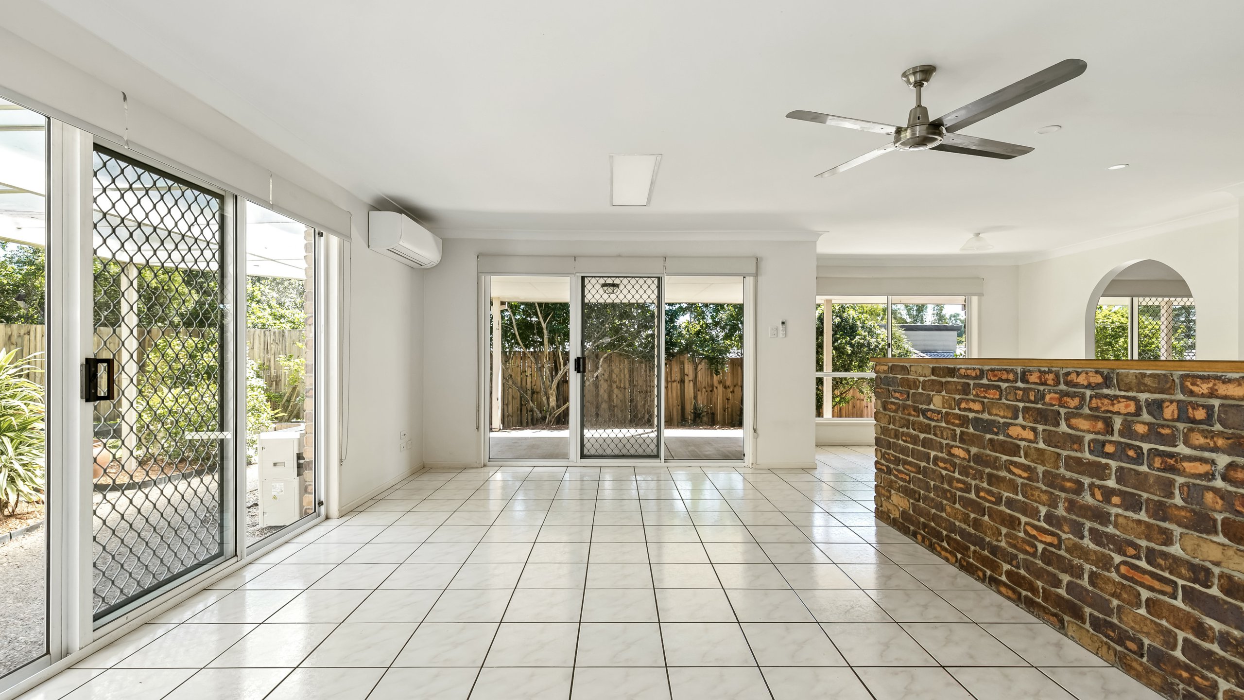 Beautiful Family Home in Riverside Suburb - APPLICATION APPROVED.
